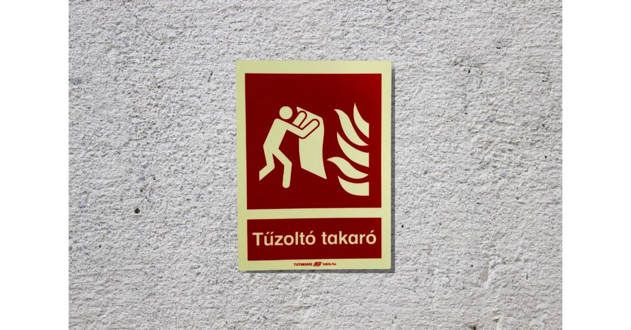 Utánvilágító Biztonsági Jelek és Tűzvédelmi Piktogramok